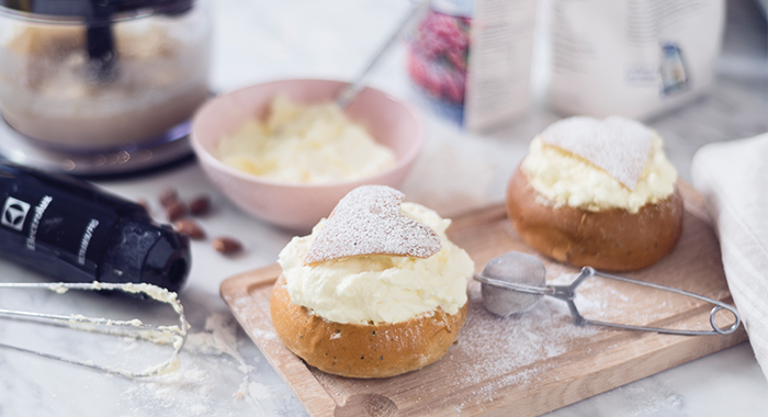 Baka semlor och gör egen mandelmassa med stavmixer från Electrolux Home